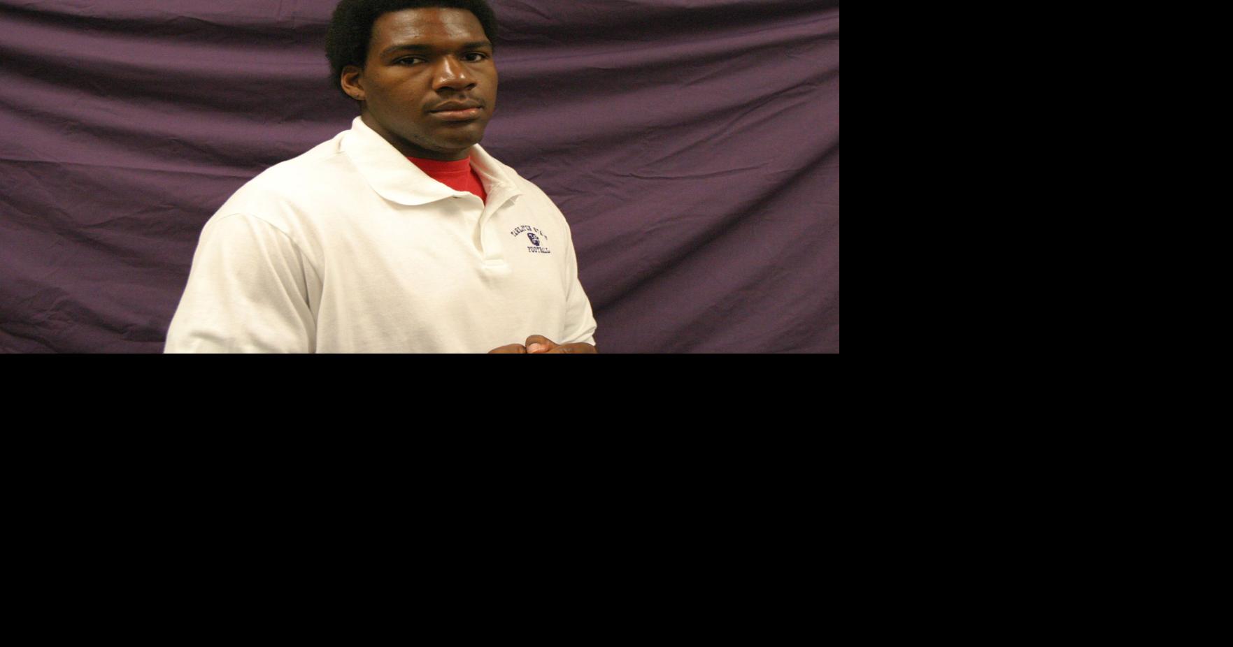 Ty-Nsekhe-Buffalo-Bills