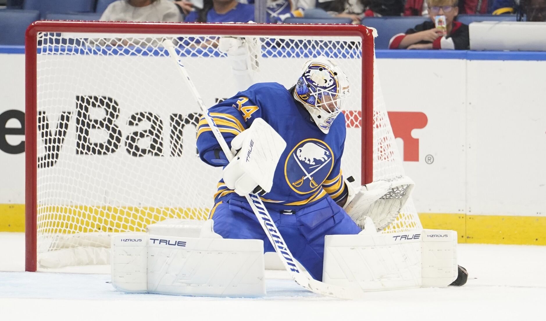 Buffalo Sabres goalie Alex Lyon steps up to start