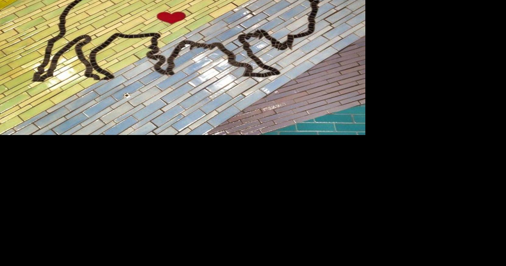 Lululemon replaces offending mosaic with ‘Buffalove’ design