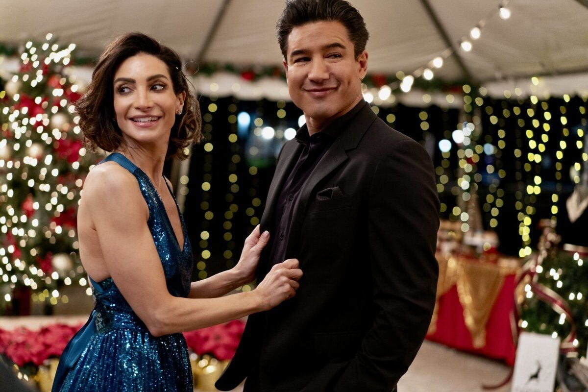 Mario Lopez is filming holiday movie in Buffalo