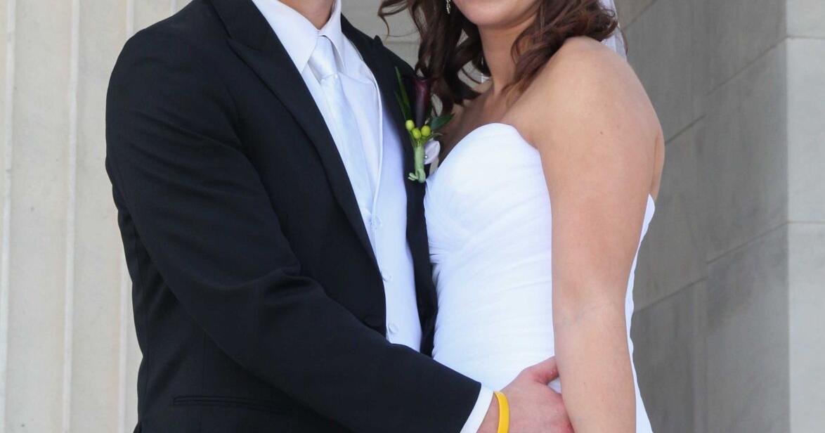 Jessica A. Jaskowiak and Michael J. Strychalski are wed in Cheektowaga