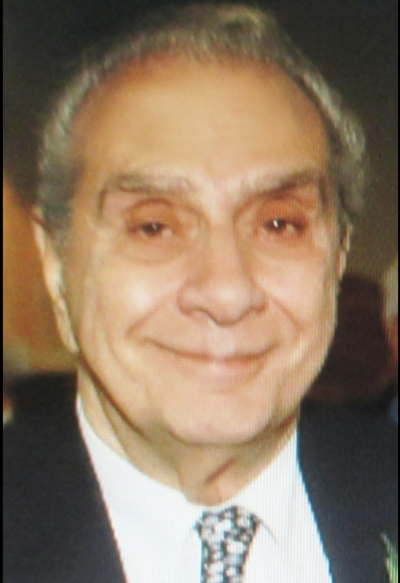 Vincent R. Demme, 82, went from A&P butcher to food company executive