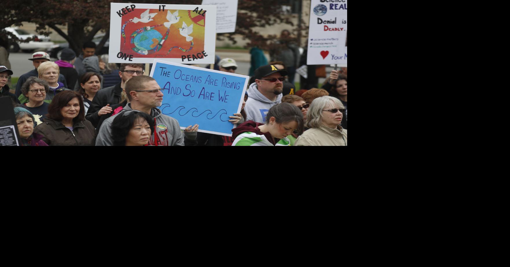 Renowned climate change scientist joins Buffalo protest rally