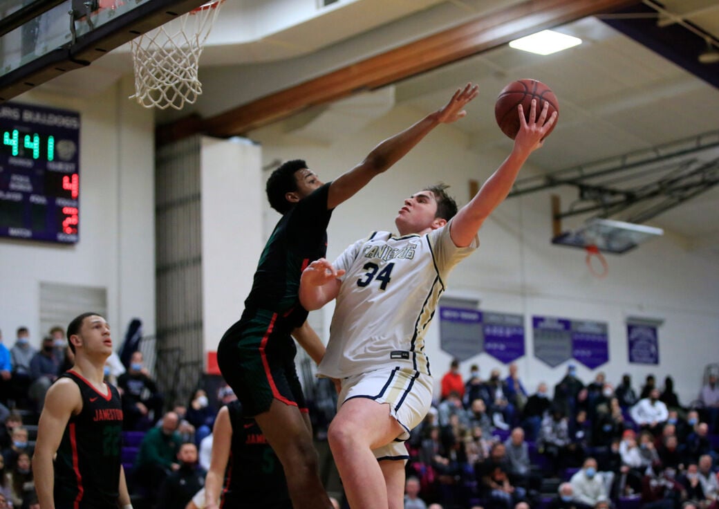 Ex-Canisius star Declan Ryan commits to Holy Cross