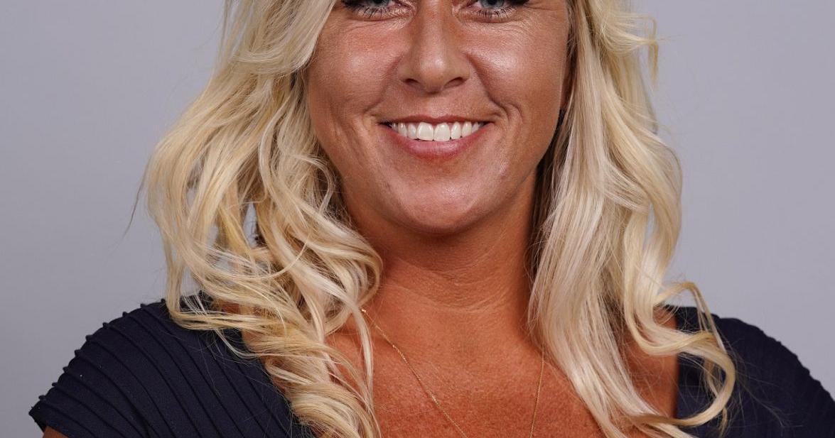 Heidi Barnes receives recognition