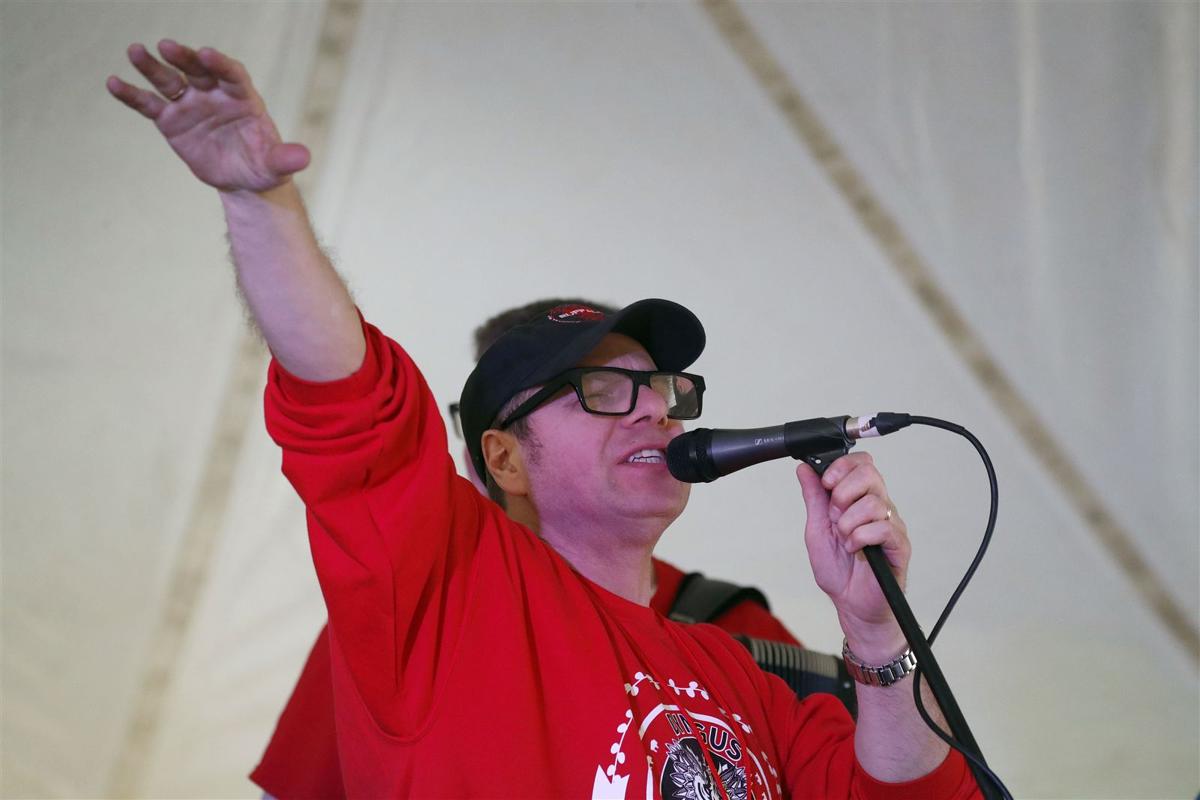 Polish president to award Buffalo Dyngus Day co-founder