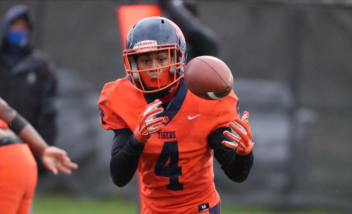 Bennett's football season ends via Covid-19 pause, Lancaster moves on ...