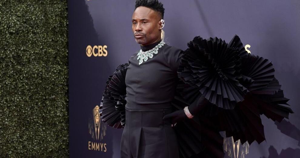 Photos: A look back at scenes from the red carpet at the 2021 Emmys