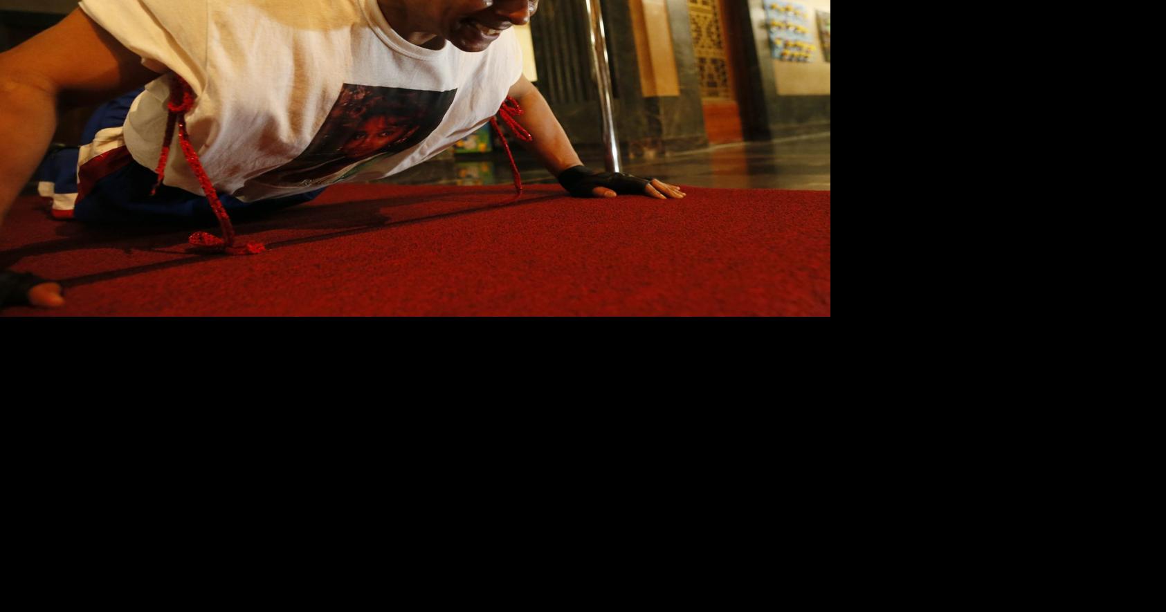 ‘Pushup King’ breaks record of 46,001 push-ups