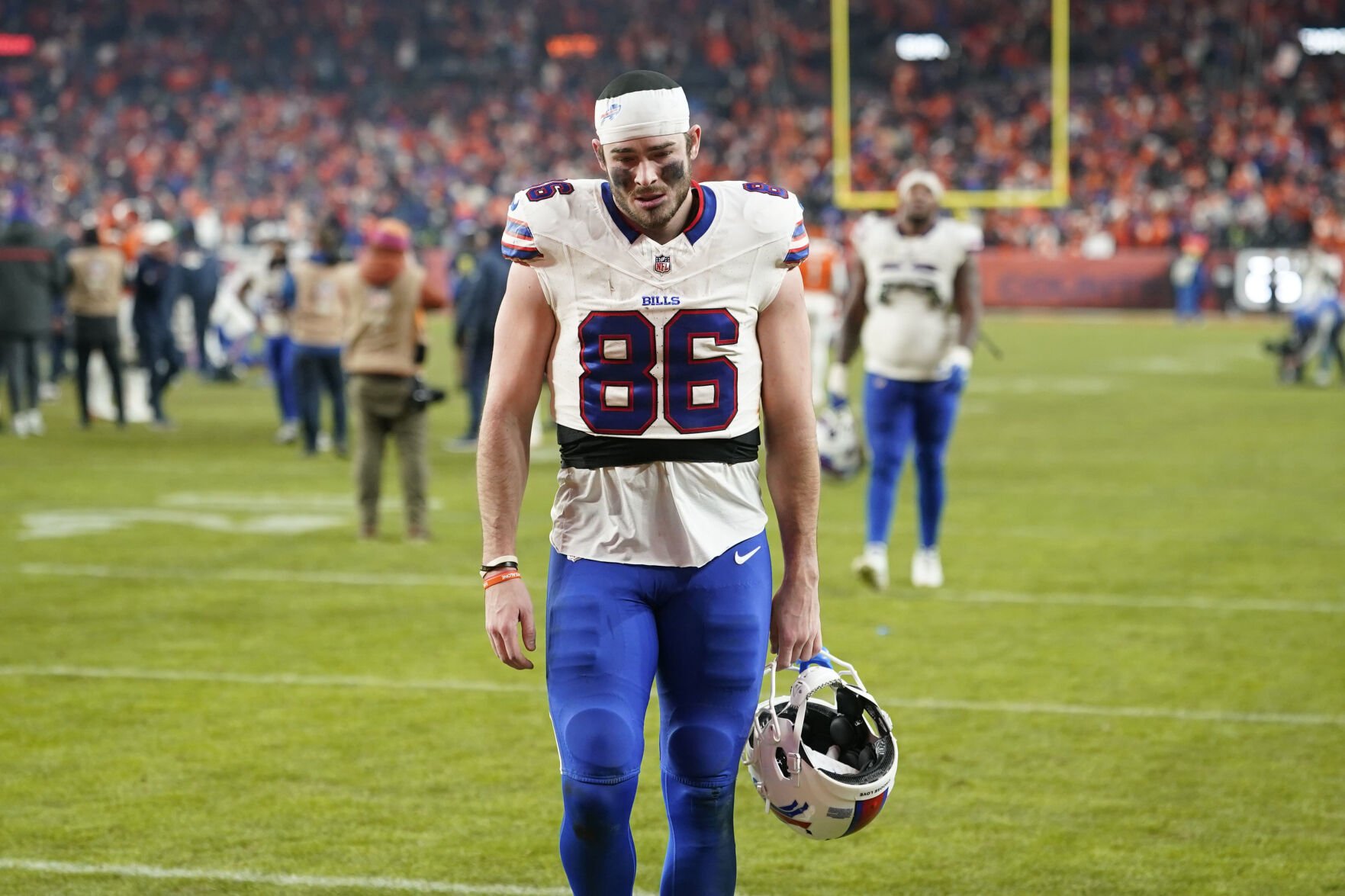 Alan Pergament: CBS' Nantz, Romo sharp on Bills playoff exit