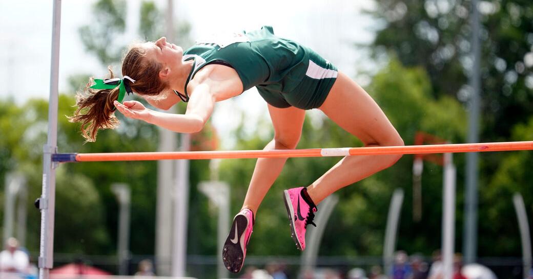 Angelina Napoleon wins steeplechase at New Balance Nationals; more WNY ...