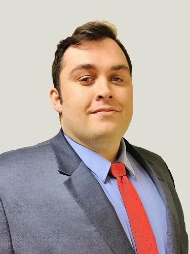 Robert Petersen promoted at Chiampou Travis Besaw & Kershner LLP