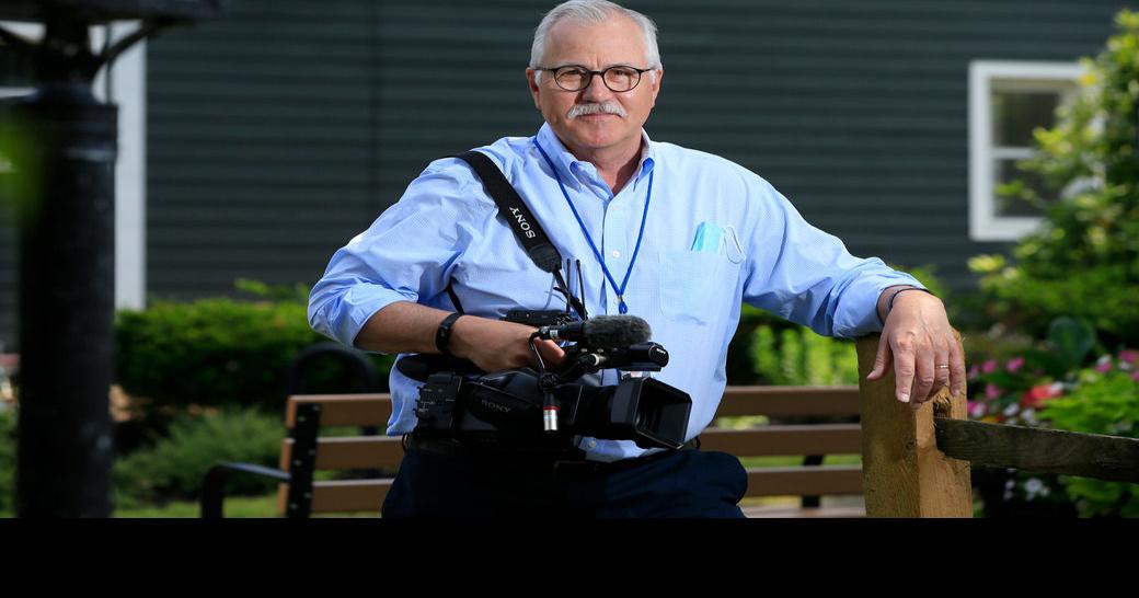 Alan Pergament: Mike Randall to remain the 'Last Old Man Standing' at ...