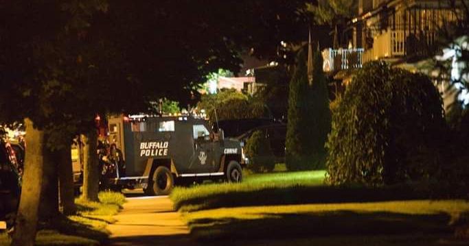 Buffalo SWAT takes man into custody after he barricaded himself into ...