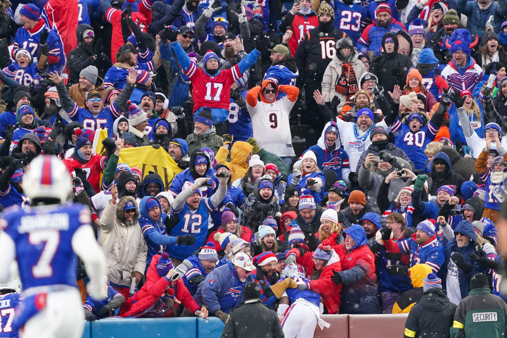 Buffalo Bills fans urged not to steal from Highmark Stadium