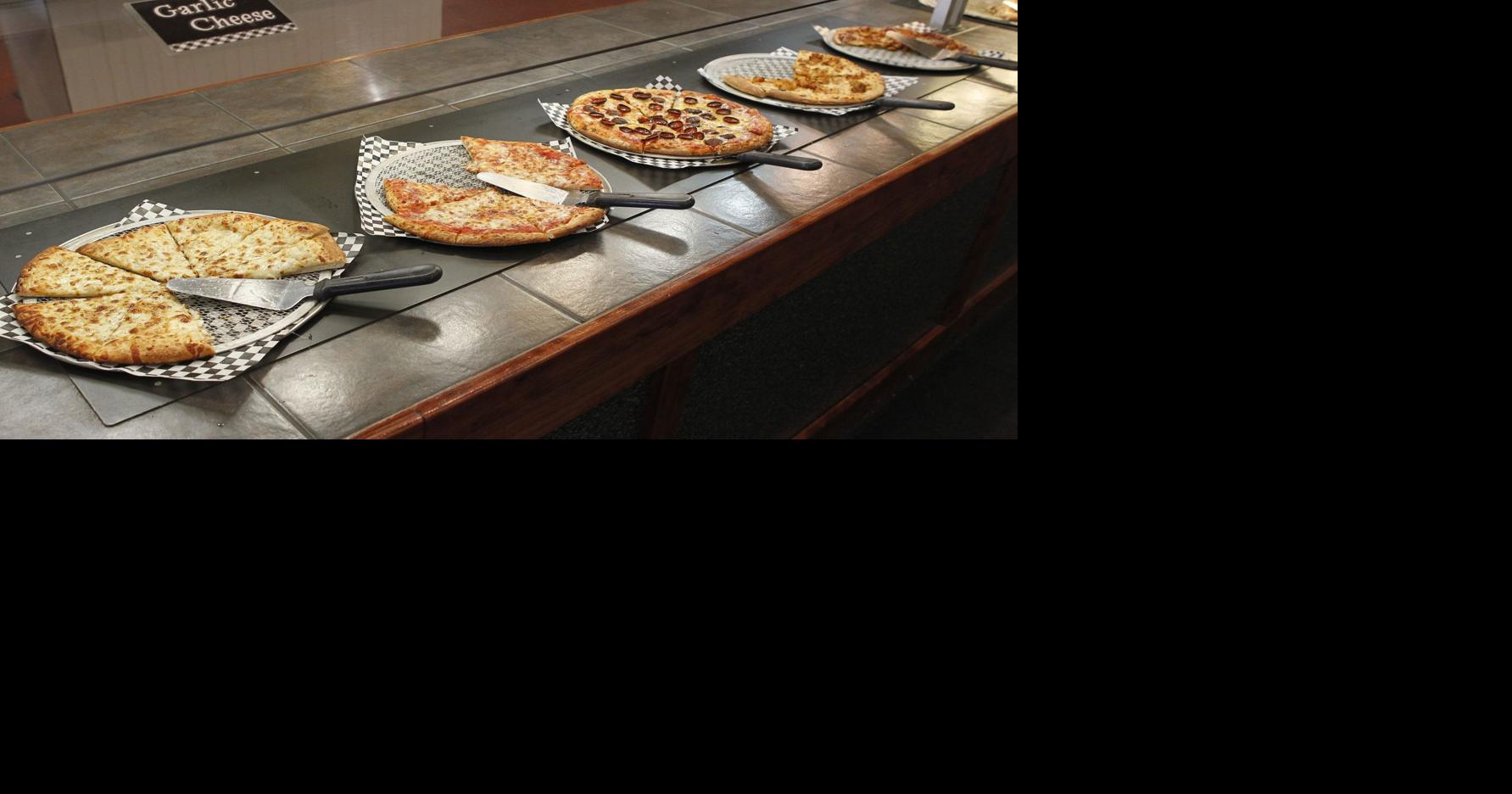 Buffet is a hit at Toni Pepperoni