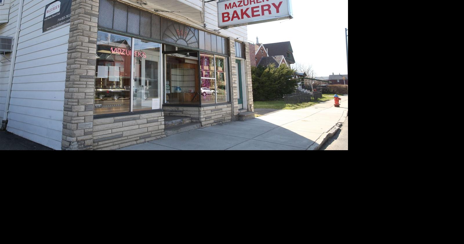 The lighter side of The News: WGRZ's Scott Levin takes the cake ...