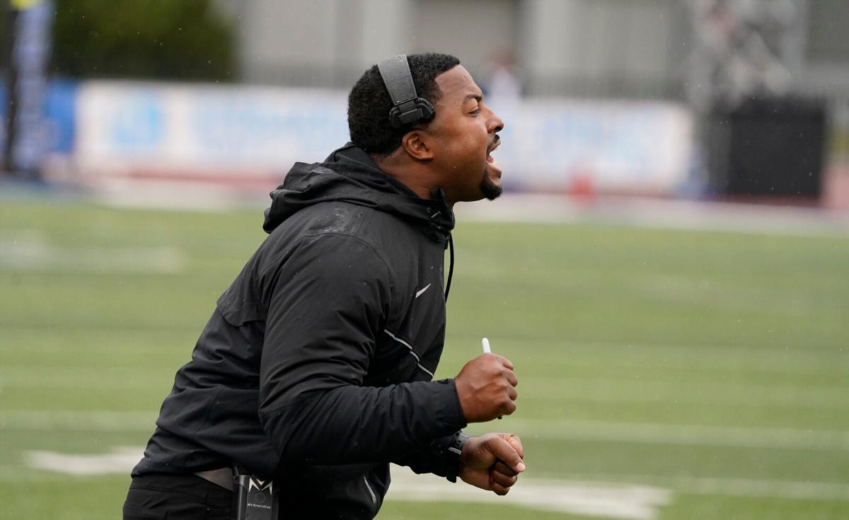 UB football game day: Kent State's Kenni Burns 'relying on Mo Linguist ...
