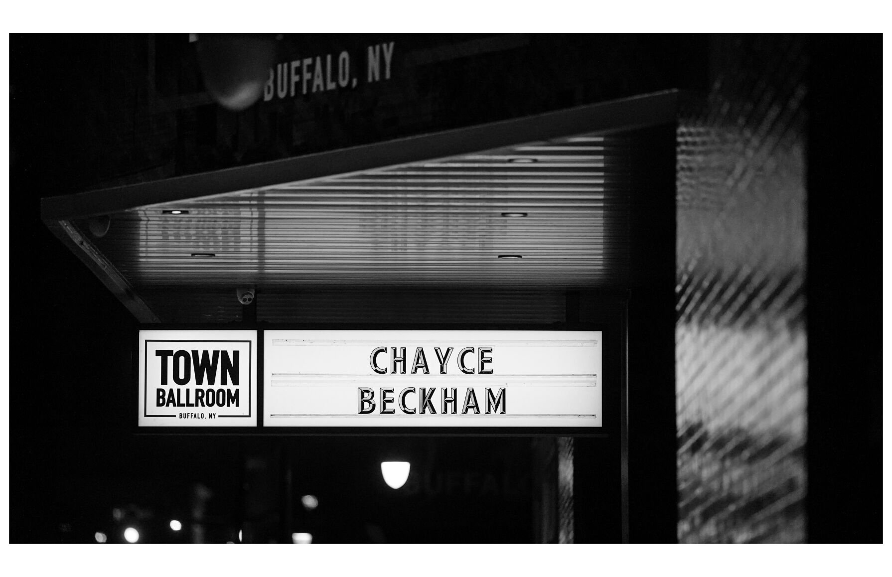 Photos: 'American' Idol winner Chayce Beckham kicks off tour at Town ...