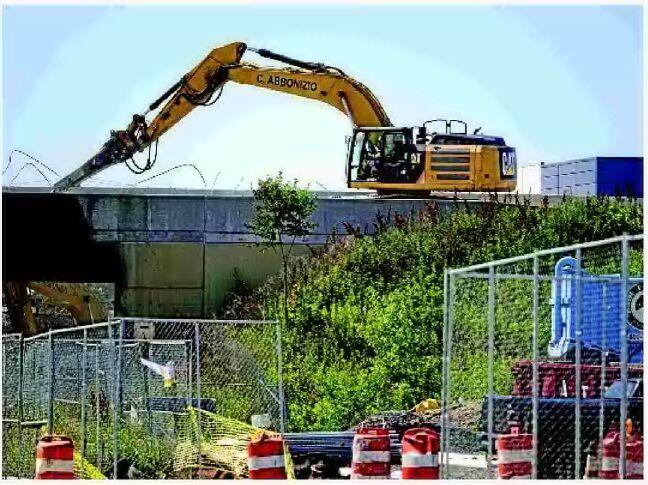 NASCAR jet dryer aids I-95 rebuild