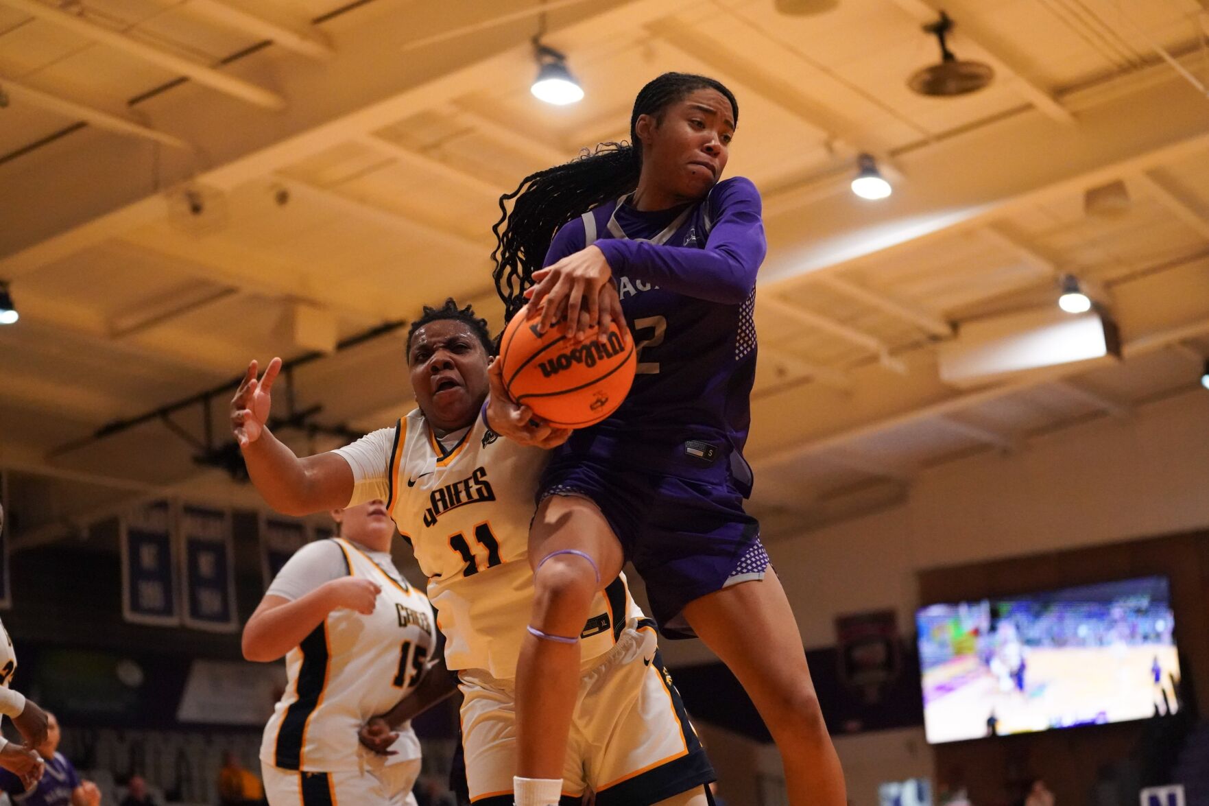 Buffalo's Jordyn Williams, Kyla Hayes transferring to Bona