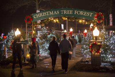 The Healthy 10: Ice skating, holiday fare on tap this week