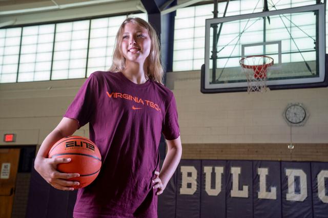 25 to Watch: Clara Strack, Hamburg basketball