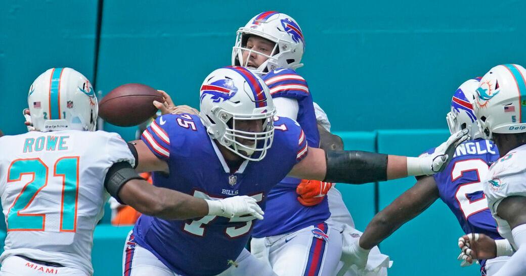 Jim Kubiak: Josh Allen stands tall as injuries force changes to game plan