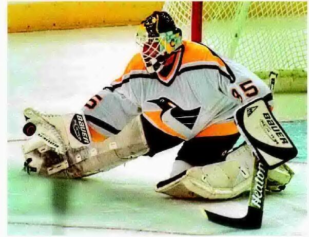 Barrasso's Hall-of-Fame career starts with Sabres