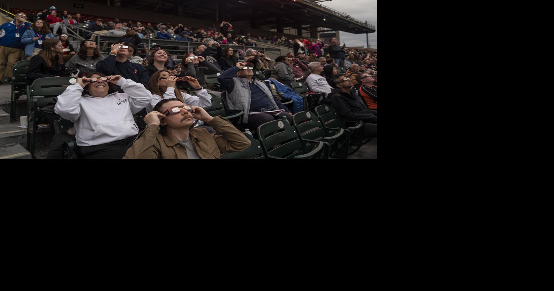 A million eclipse chasers in Buffalo Niagara? Not even close