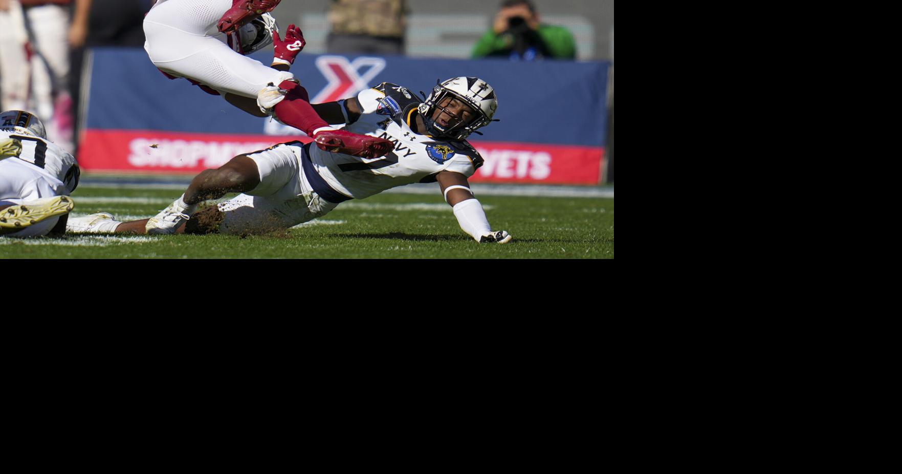 Horvath's 95-yard TD helps run Navy past Oklahoma