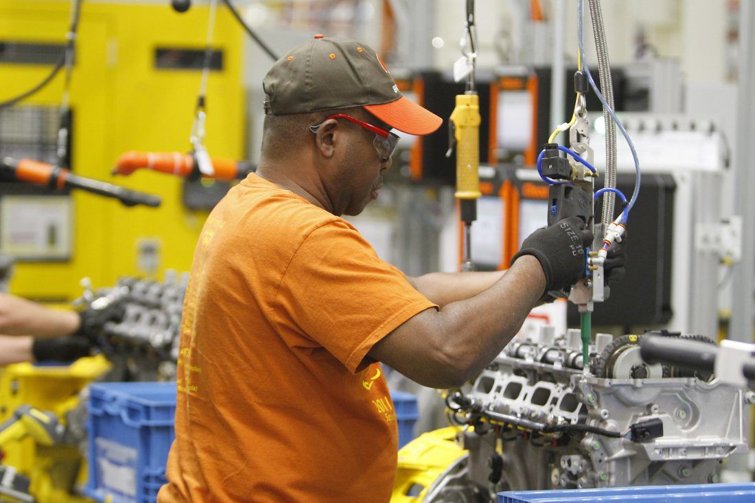 UAW strikes at GM, affecting 3,000 in Tonawanda, Lockport