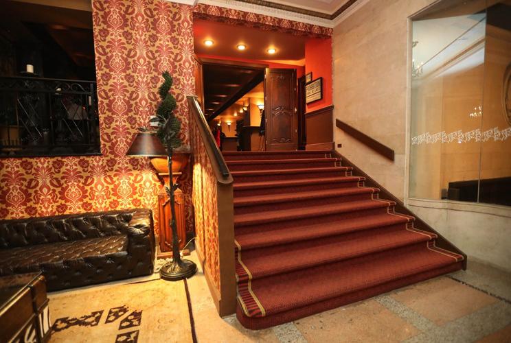 Comfortable luxury served inside Statler's hidden-away Lobby Bar