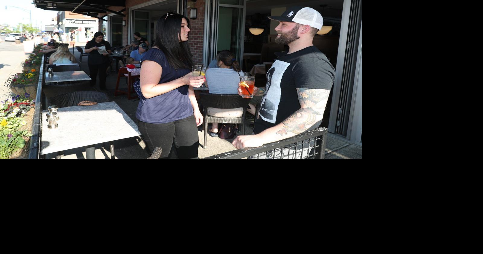 Mac's offers family-friendly stop on hopping Hertel