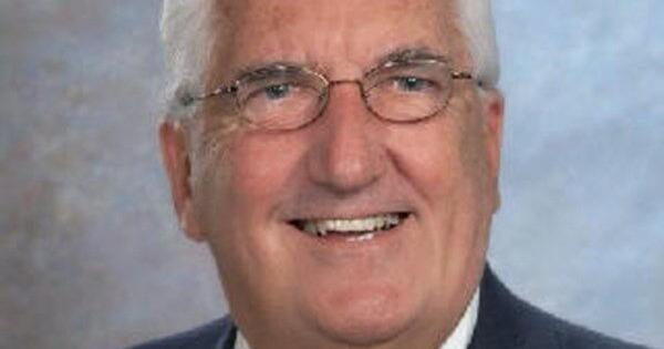 Frank E. Swiatek, 80, Cheektowaga supervisor, Canisius basketball great ...