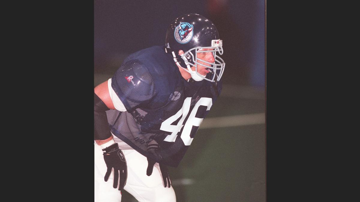 Former professional football player pleads guilty in asbestos case