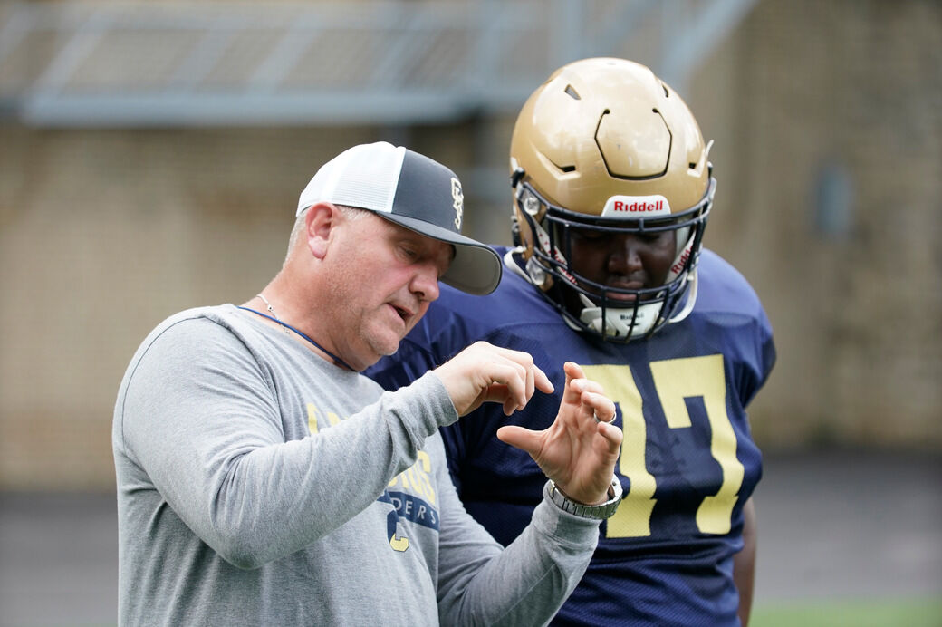 High school football preview: Monsignor Martin