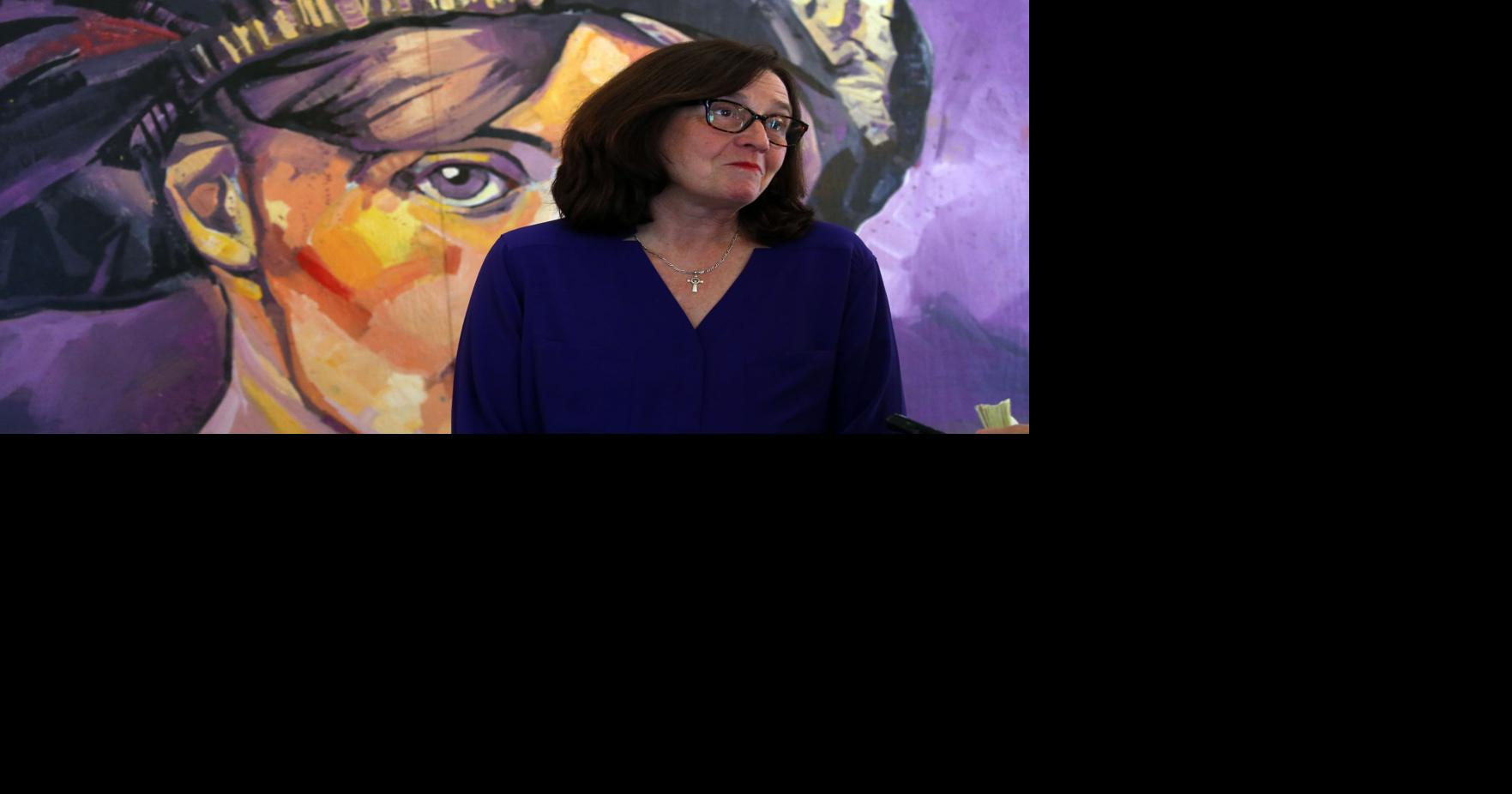 'Art of Suffrage' exhibit moves to Niagara County Courthouse