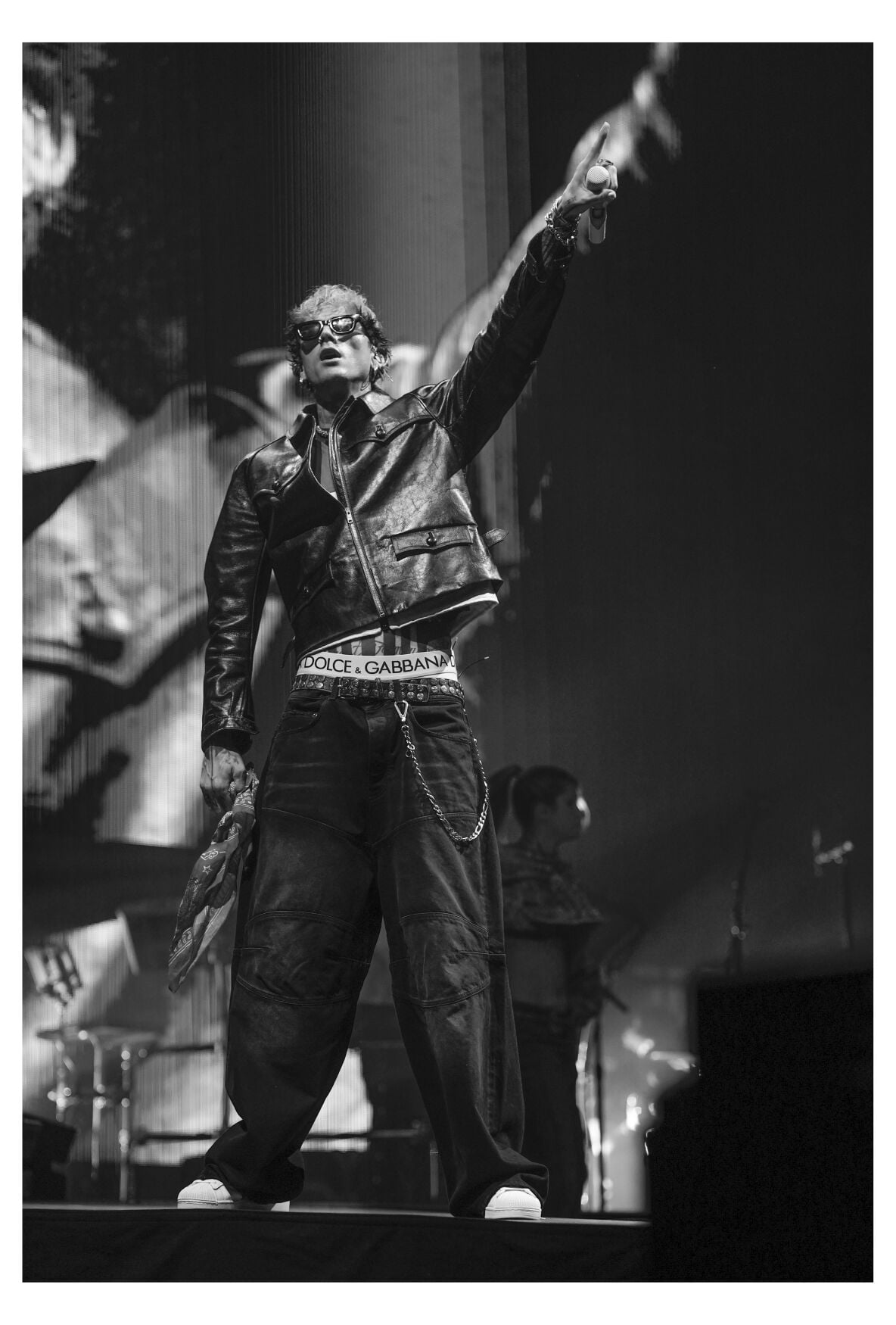 Photos: MGK with Wiz Khalifa and De'Wayne at Darien Lake