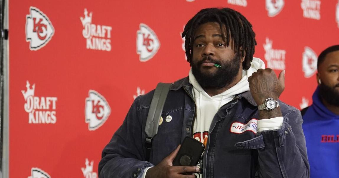 Jordan Phillips open to continue his career with the Bills