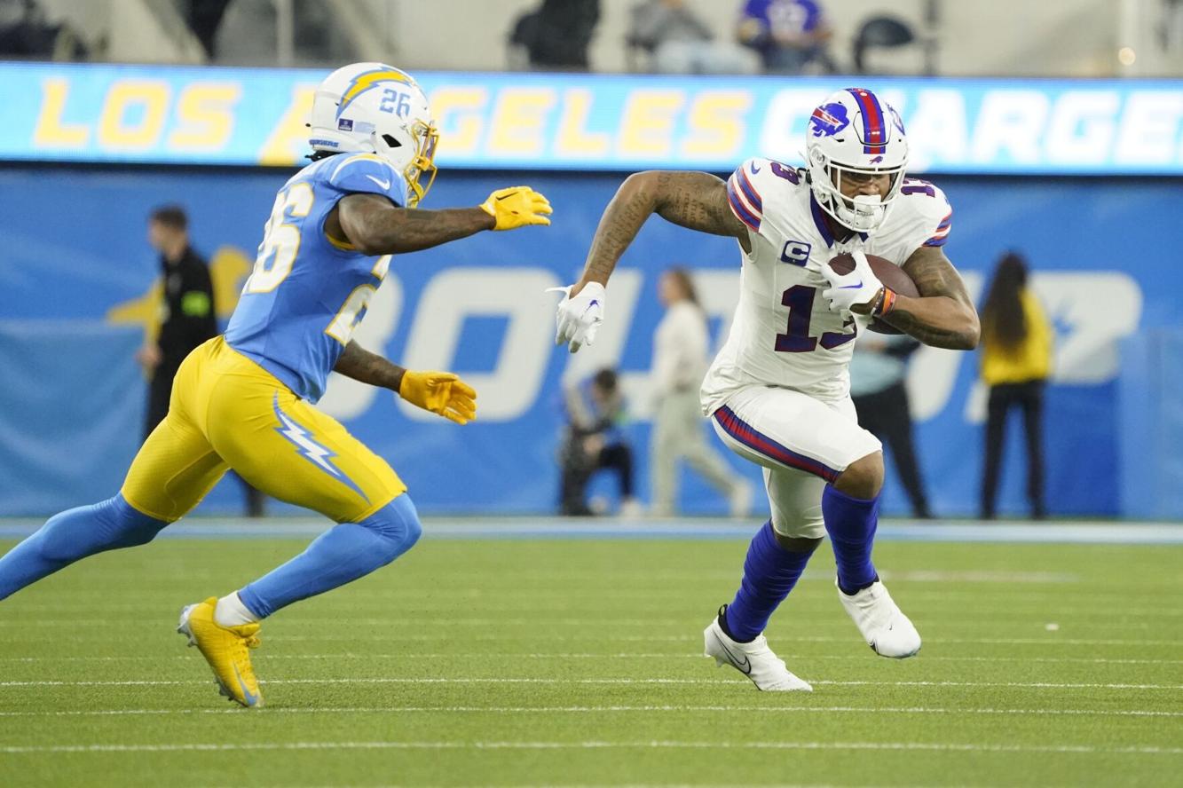Pros and cons of the Bills possibly re-signing WR Gabe Davis