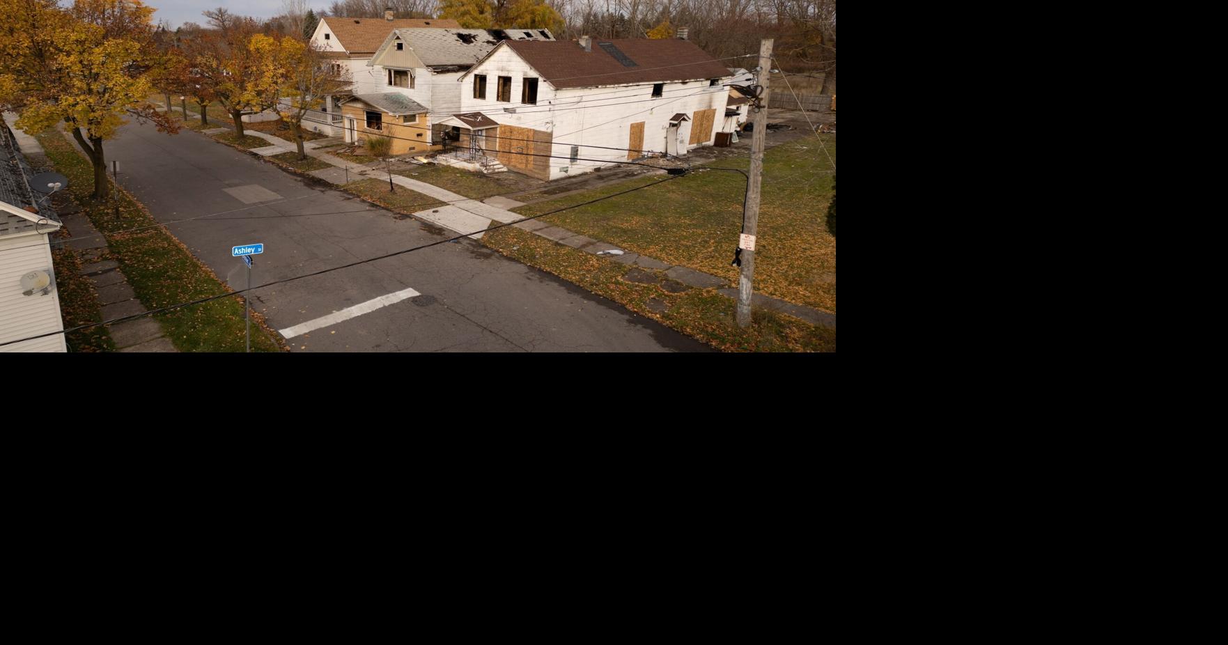 Fire-damaged building in Buffalo burns again early Sunday