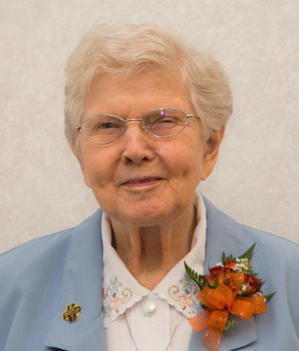 Sister Mary Norbert Stang, 94, teacher in Catholic elementary and high ...