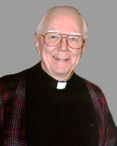 Rev. Richard J. Hoar, 92, former campus minister at Canisius College