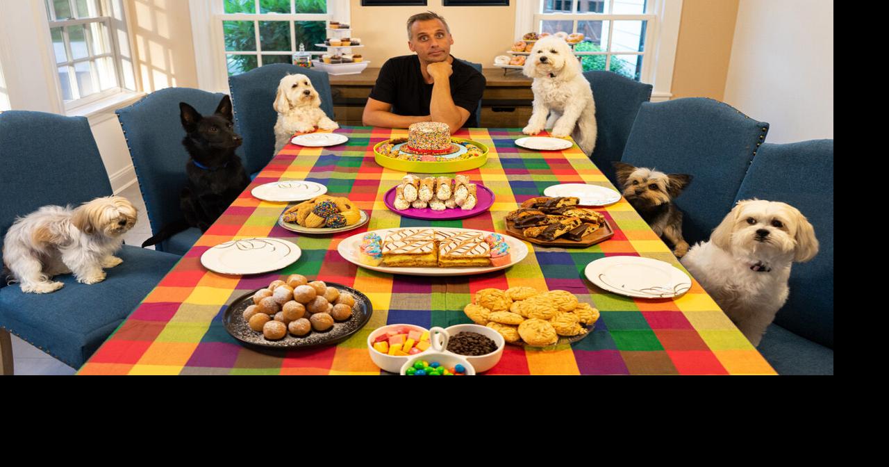 Things to Do: Joe Gatto, a Carolcade and Jingle Bell skating