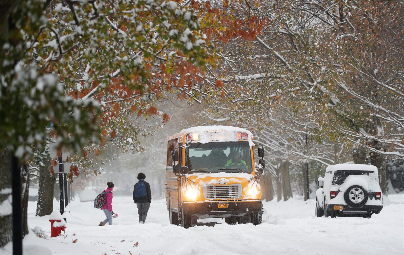 Buffalo Schools agrees to bus contract with First Student