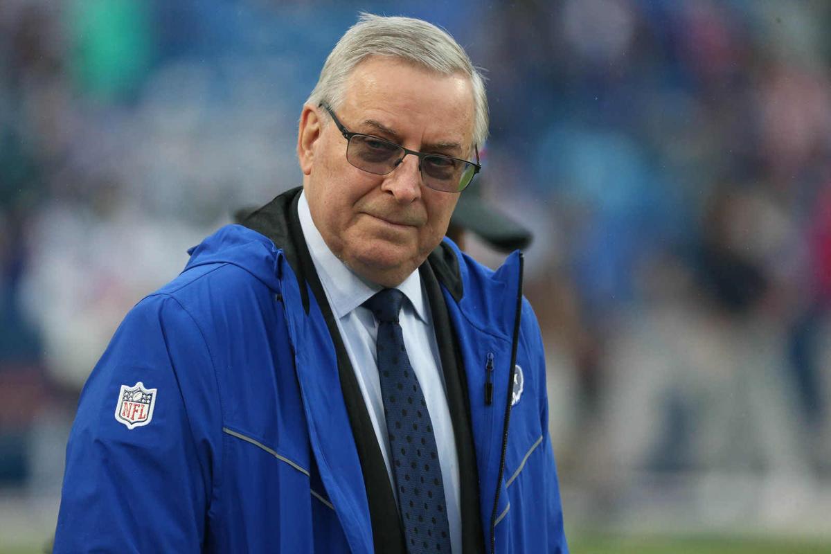 Bills owner Terry Pegula exits NFL meetings after possible Covid ...