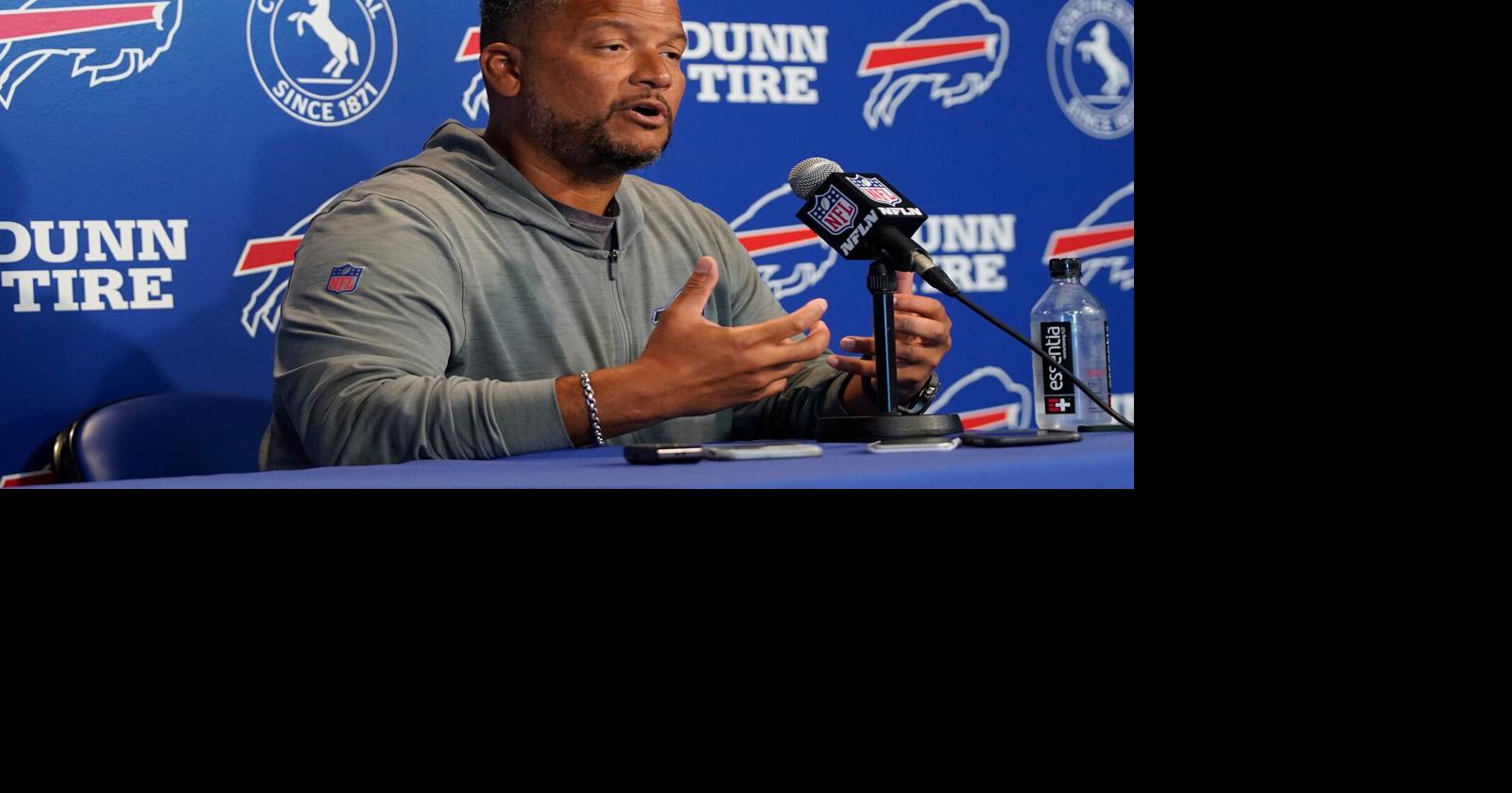 Al Holcomb brings play-calling experience to Bills defense