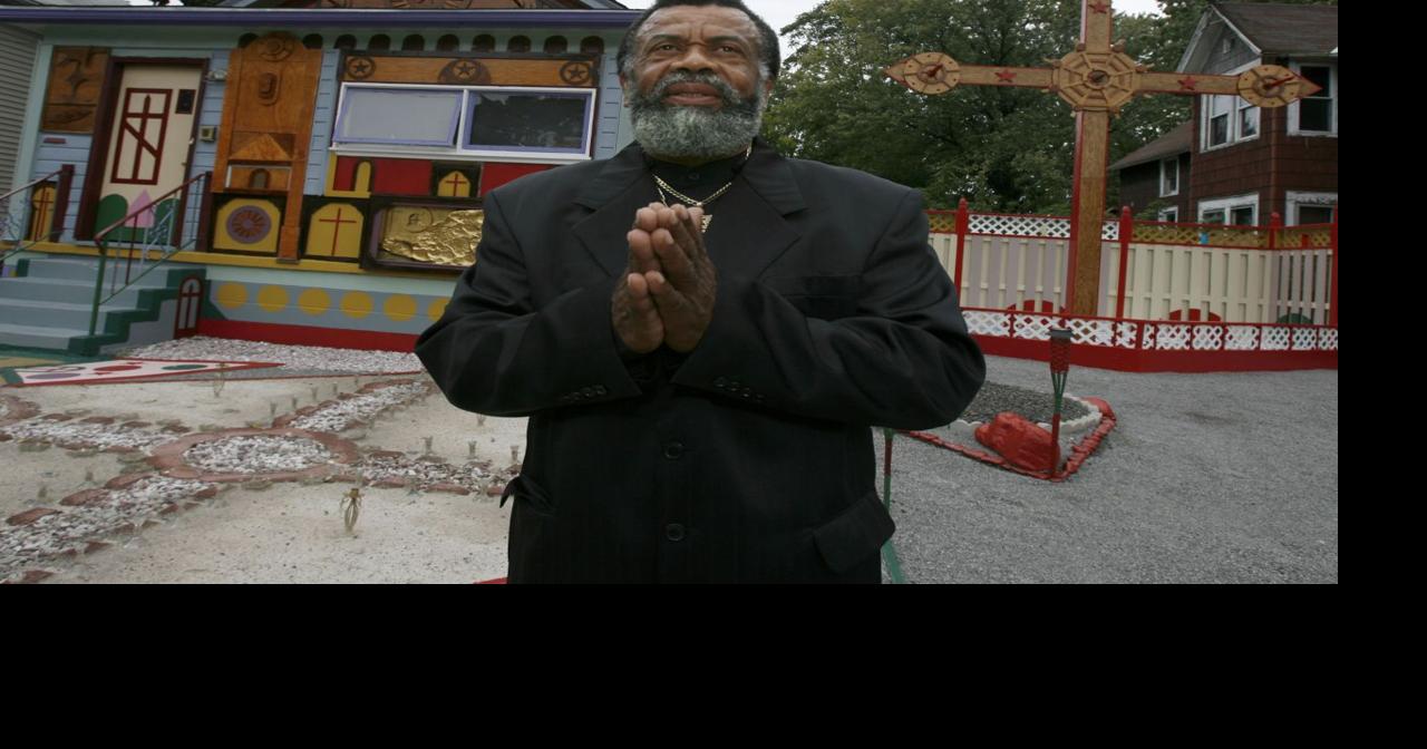 Isaiah Robertson, 72, expert woodworker and self-proclaimed prophet