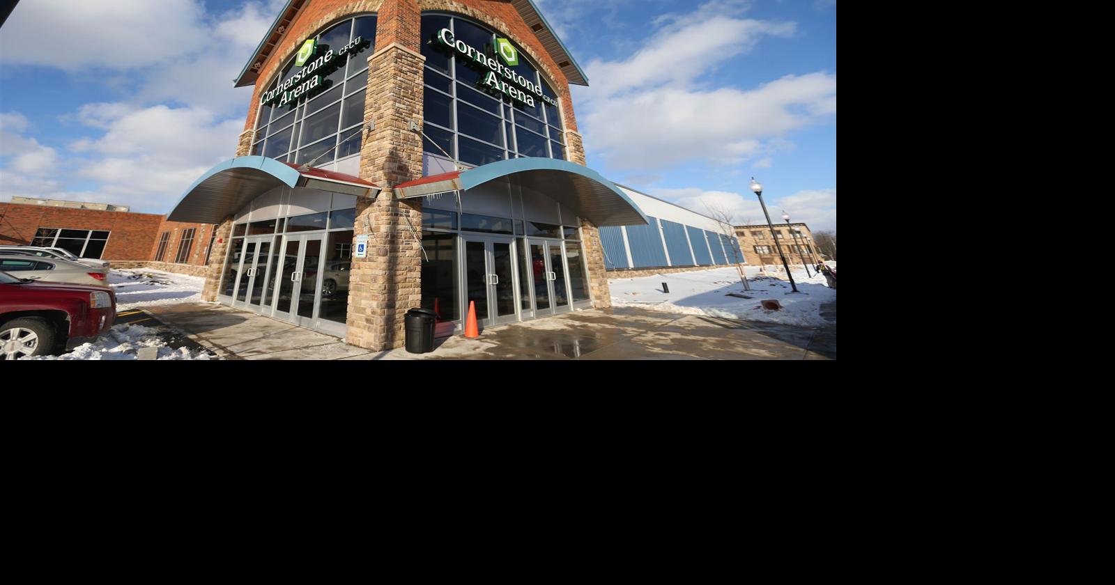 Cornerstone Arena ice rink opens in Lockport